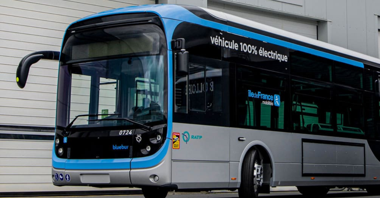 Just as I was about to board this super-cool all-electric bus in Paris ...